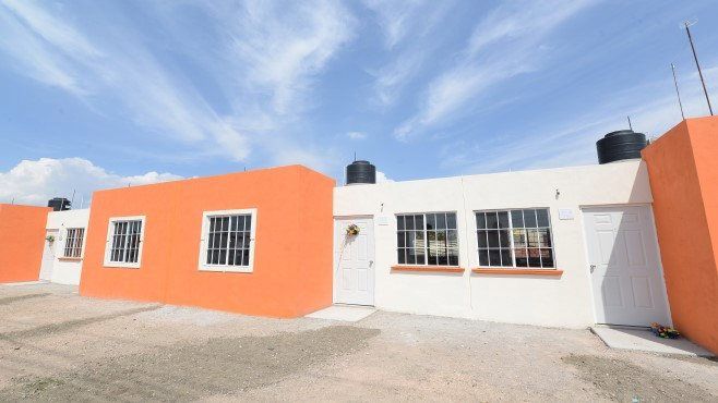 Entregan 28 unidades básicas de vivienda | Periódico Notus