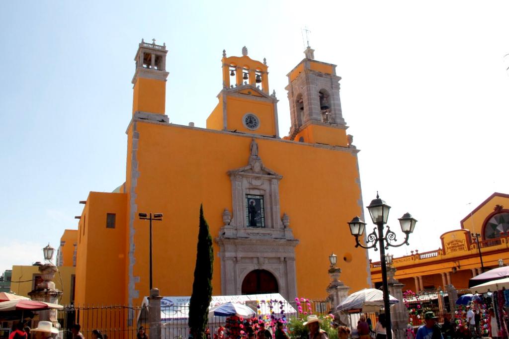 Iglesia de Pénjamo ; un lugar con historia y desgracia