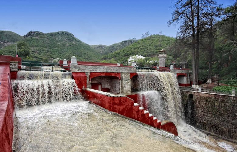La Presa de la Olla hermosa y antigua: Guanajuato de ensueño