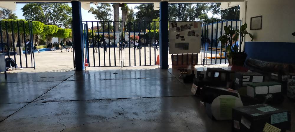 “Yo soy Dios": Jesús Rommel Sandoval, director de la Secundaria Federal ...