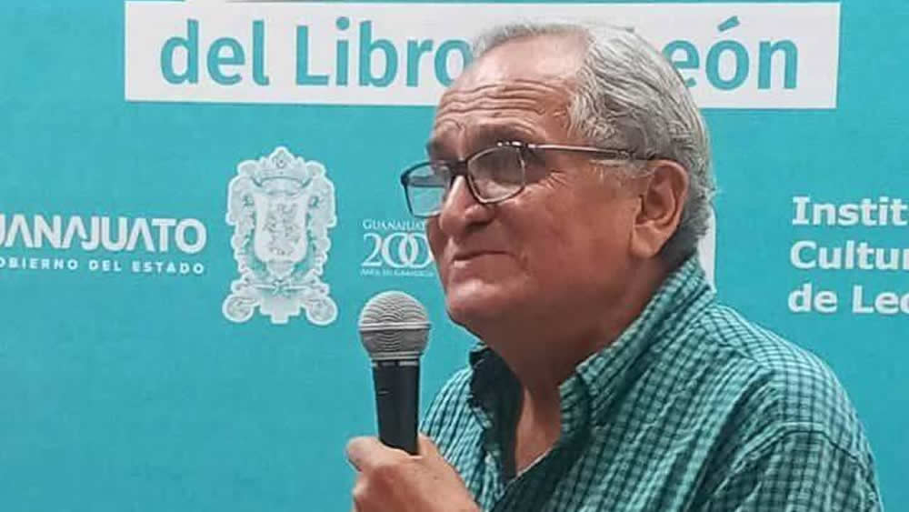 La Fenal reconoce la trayectoria del poeta Juan Manuel Ramírez ...