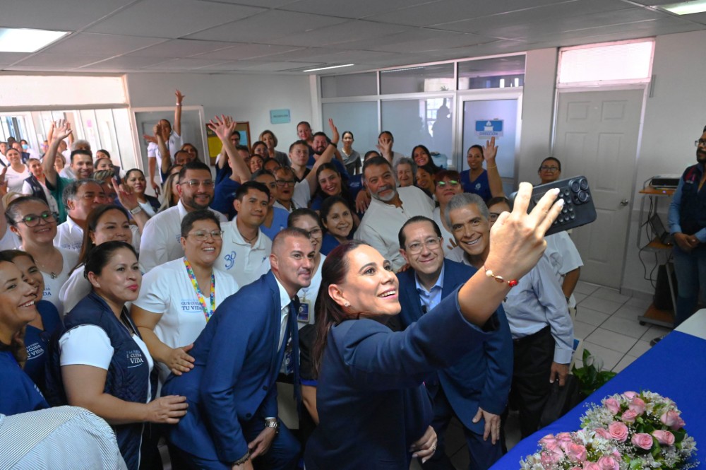 CAISES Colón celebra 30 años de servicio a la salud en Irapuato ...