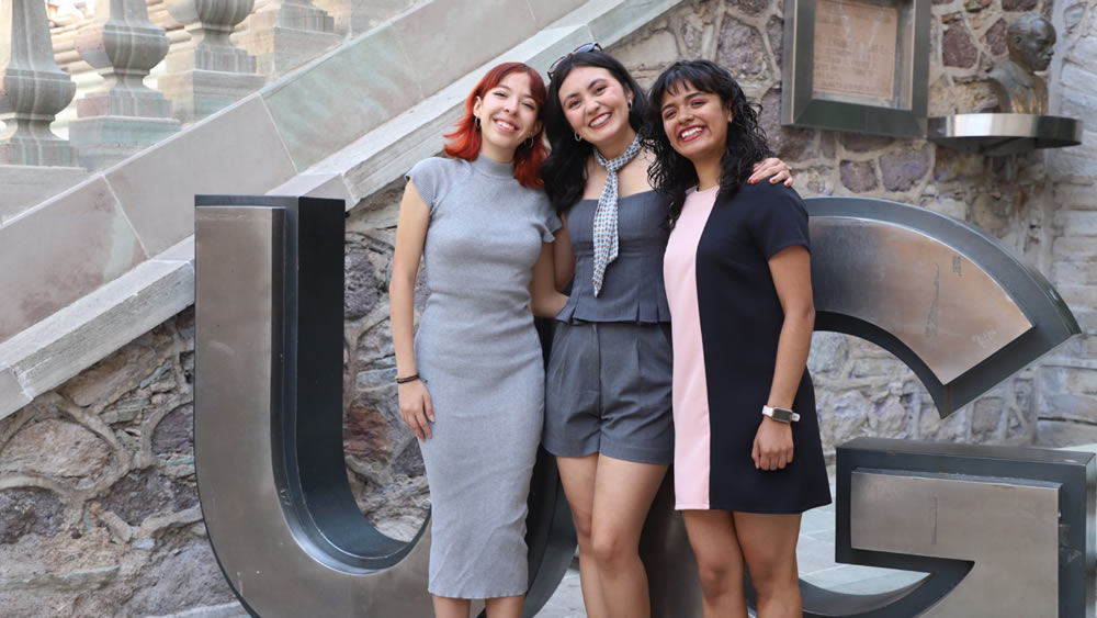 Debatientes de la UG representarán a México en campeonato mundial en ...