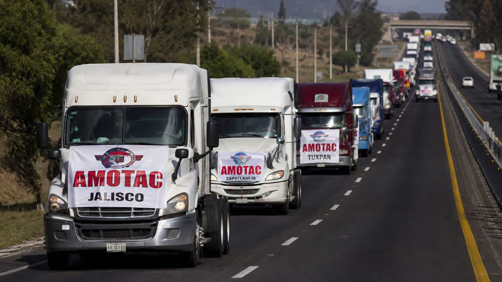 Transportistas advierten bloqueos en principales vías de México